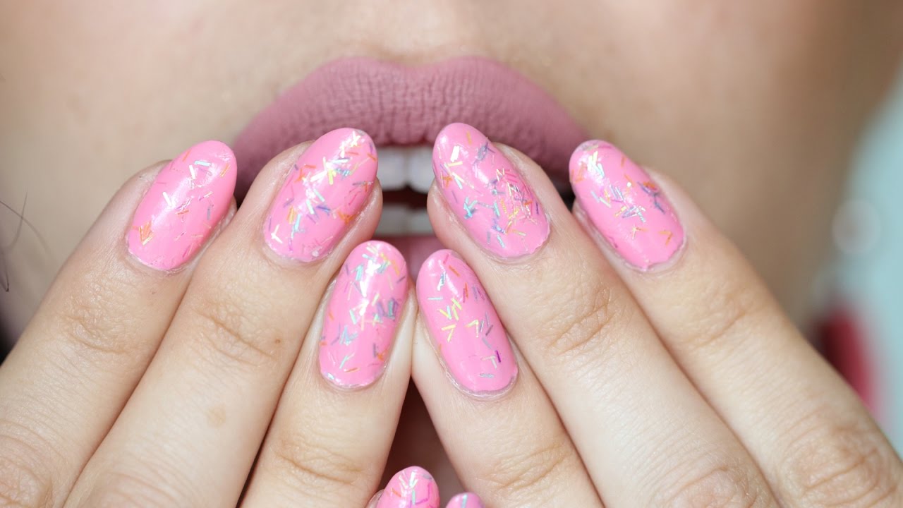 SPRINKLE NAILS 💕 DIY - YouTube