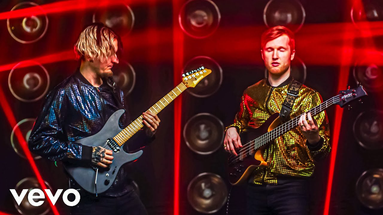 BERNTH X Charles Berthoud - CyberFunk (Official Music Video) - YouTube ...