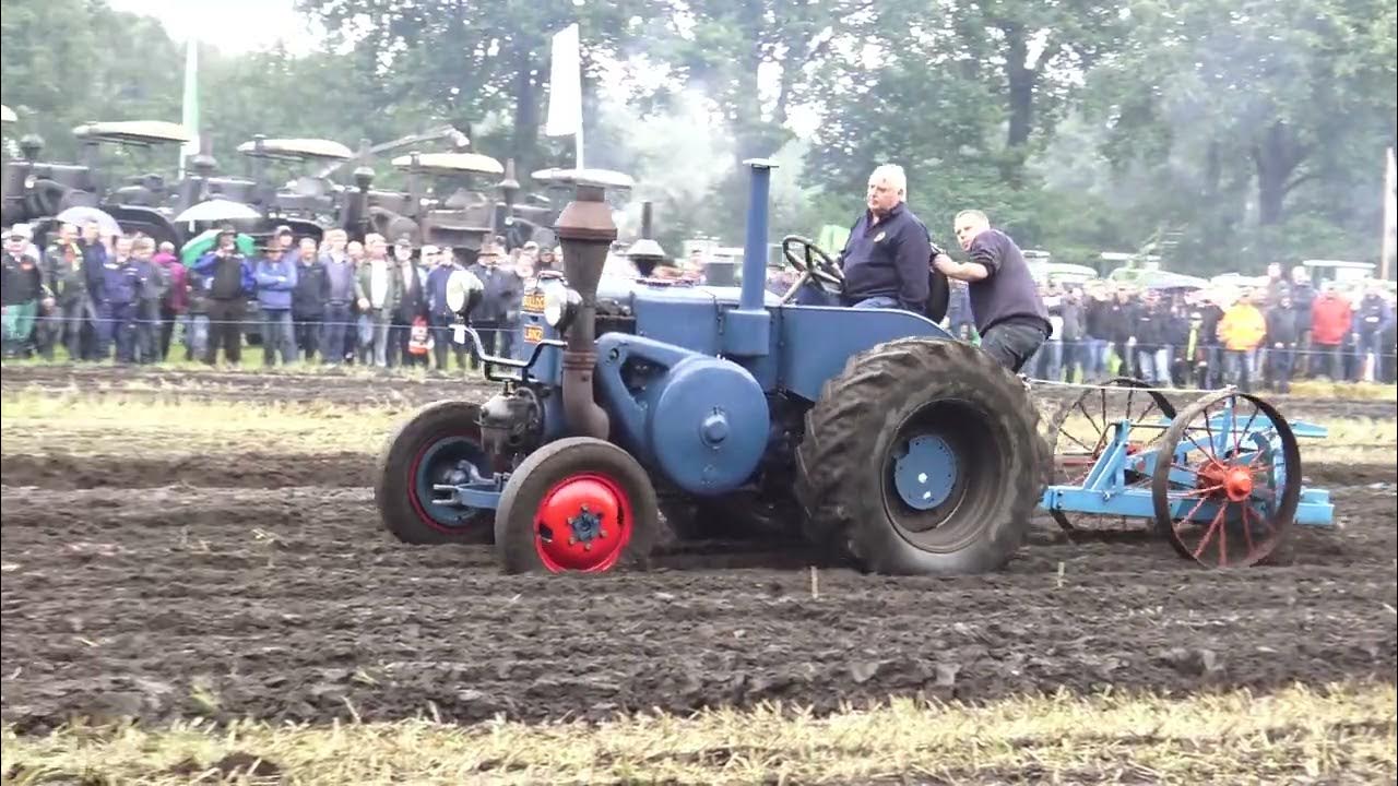 Bulldogfieber in Nordhorn | historischer Feldtag Nordhorn | LANZ BULLDOG sound - YouTube