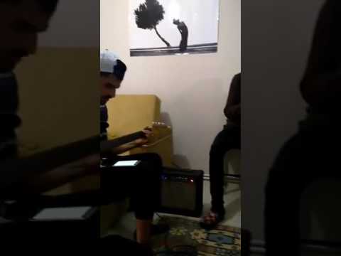 Islak ıslak  Ahmet Tuhan Sarıoğlu