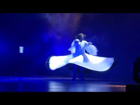 Dr. Şuayip Dağıstanlı'nın Sufi Dansı Gösterisi