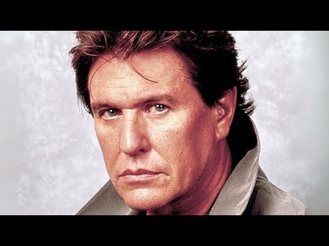 At 76, The Tragedy Of Tom Berenger Is Beyond Heartbreaking