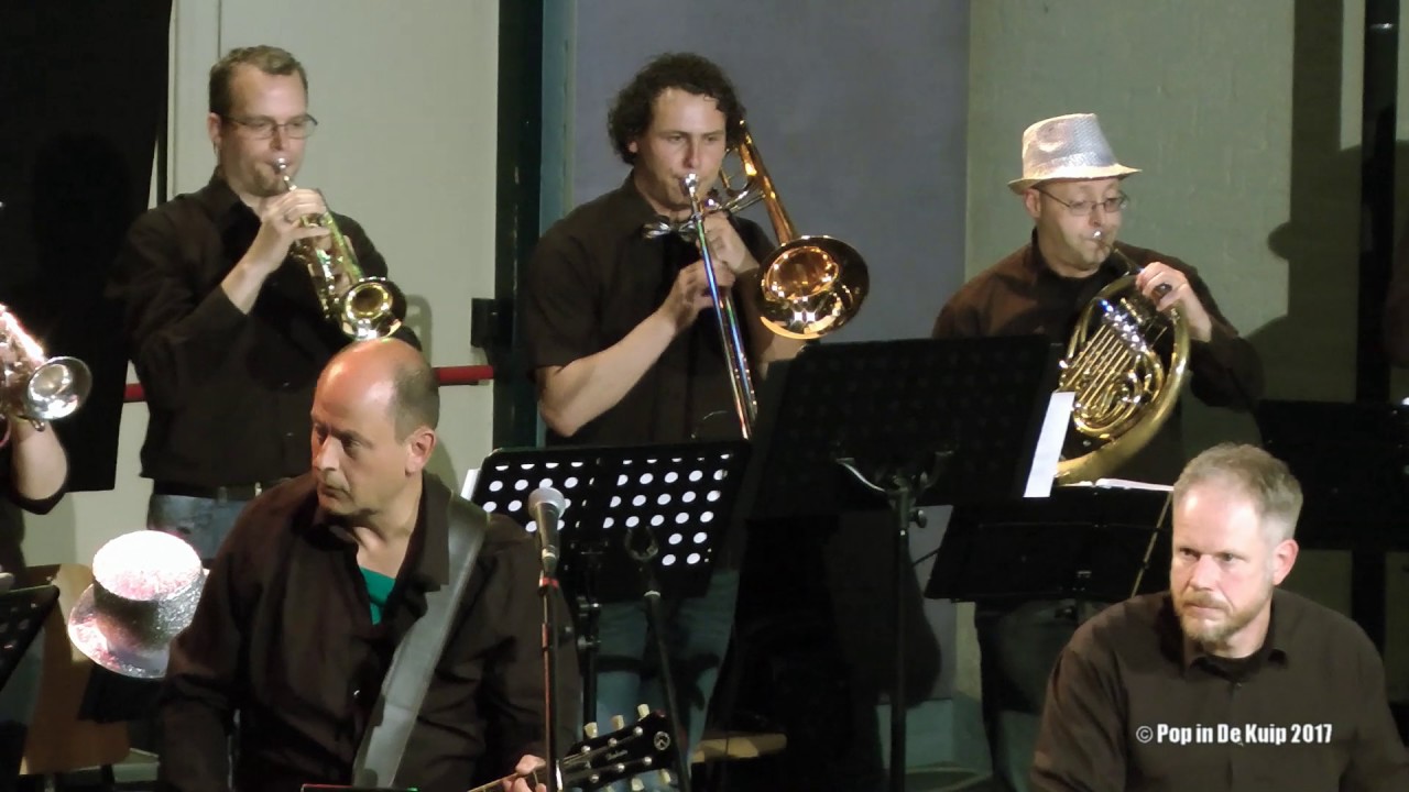 09. Sh'Boom & Het Stijlorkest - Proud Mary Chords - Chordify