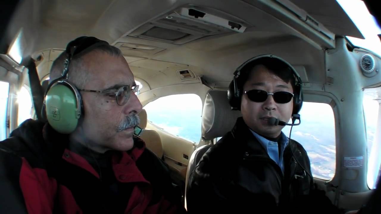 Flying the SMA Diesel Skylane - YouTube