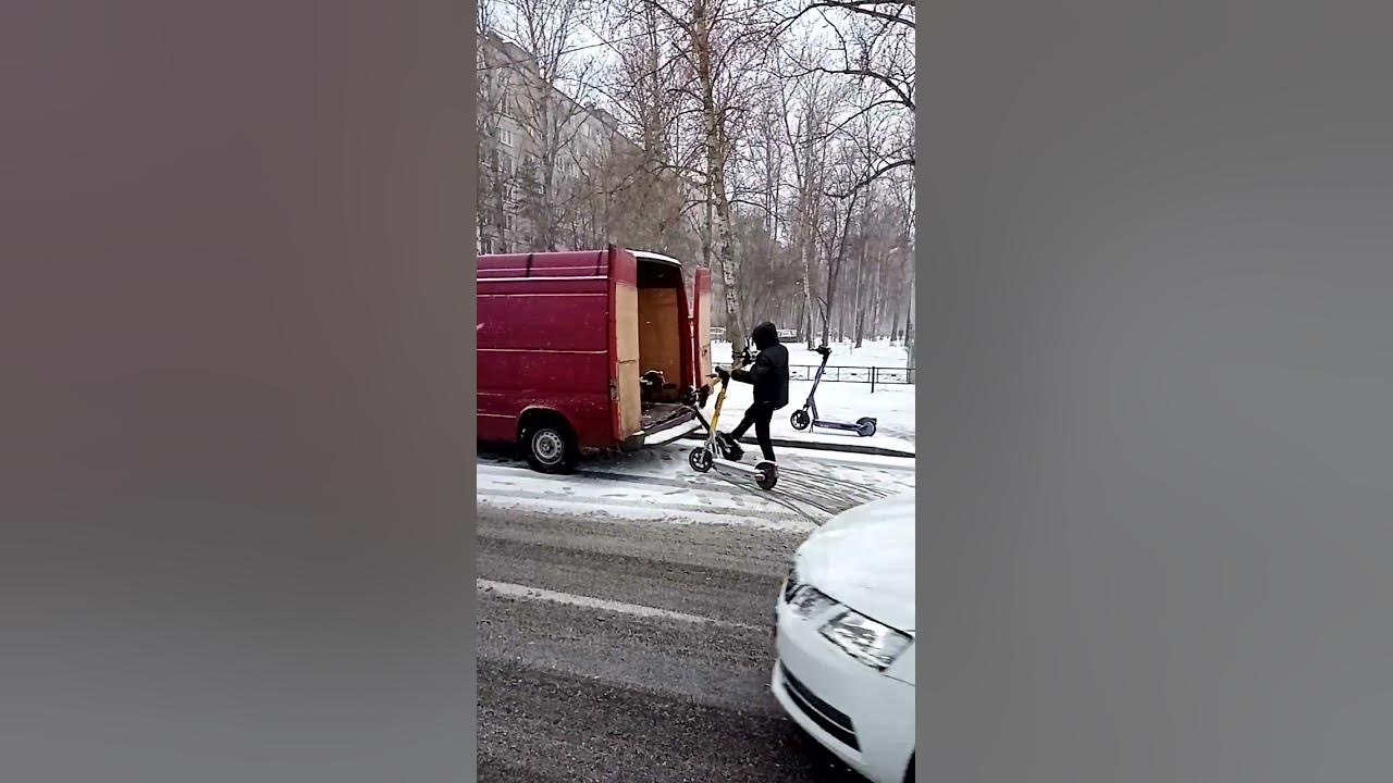 САМОКАТЫ УБИРАЮТ!!! ЗИМА ВЕРНУЛАСЬ В ПИТЕР - YouTube