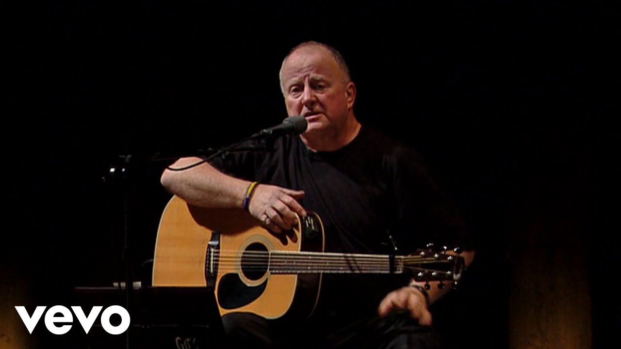 Christy Moore - The Contender (Live at The Point, 2006) - YouTube