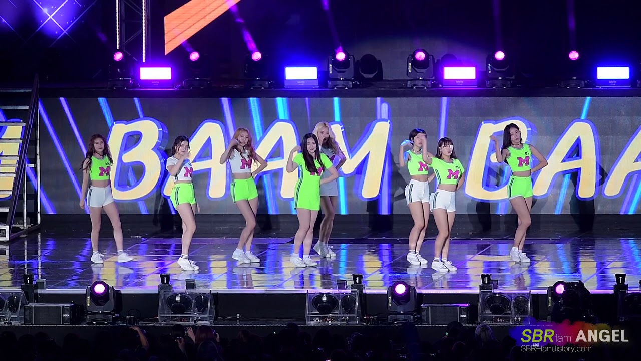180901 #모모랜드#MOMOLAND #BAAM #INK 인천 한류 콘서트 직캠Fancam - YouTube