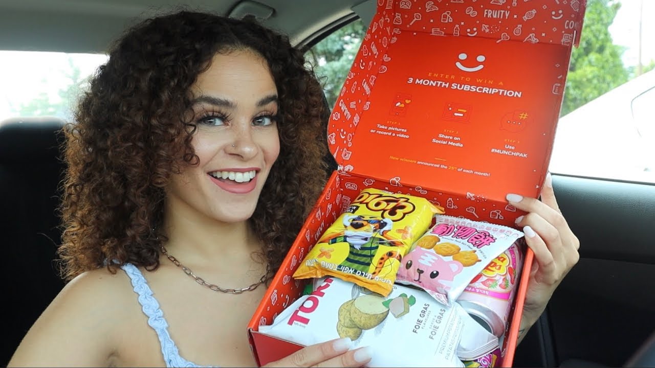 TASTE TESTING FOREIGN SNACKS! - YouTube
