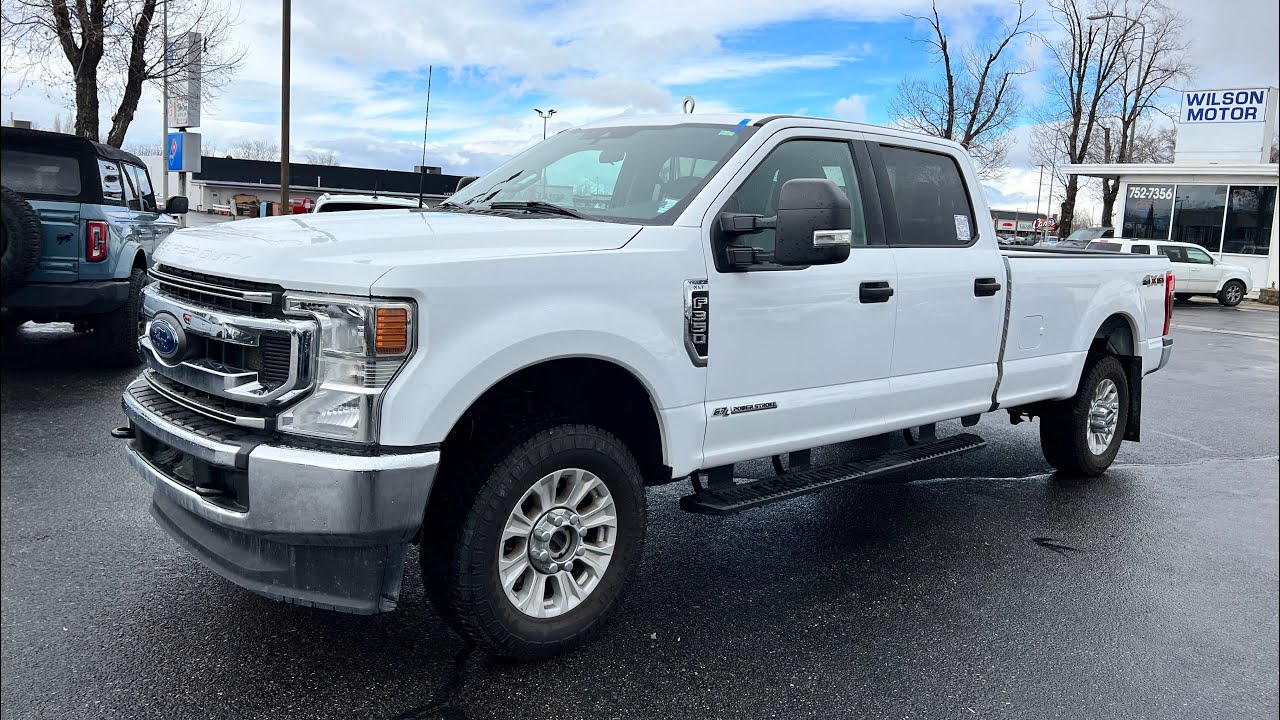 2022 Ford Super Duty F-350 XLT Walk Around - YouTube