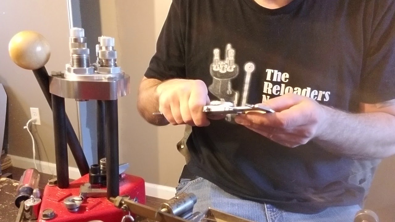 L.e. wilson case trimmer - YouTube