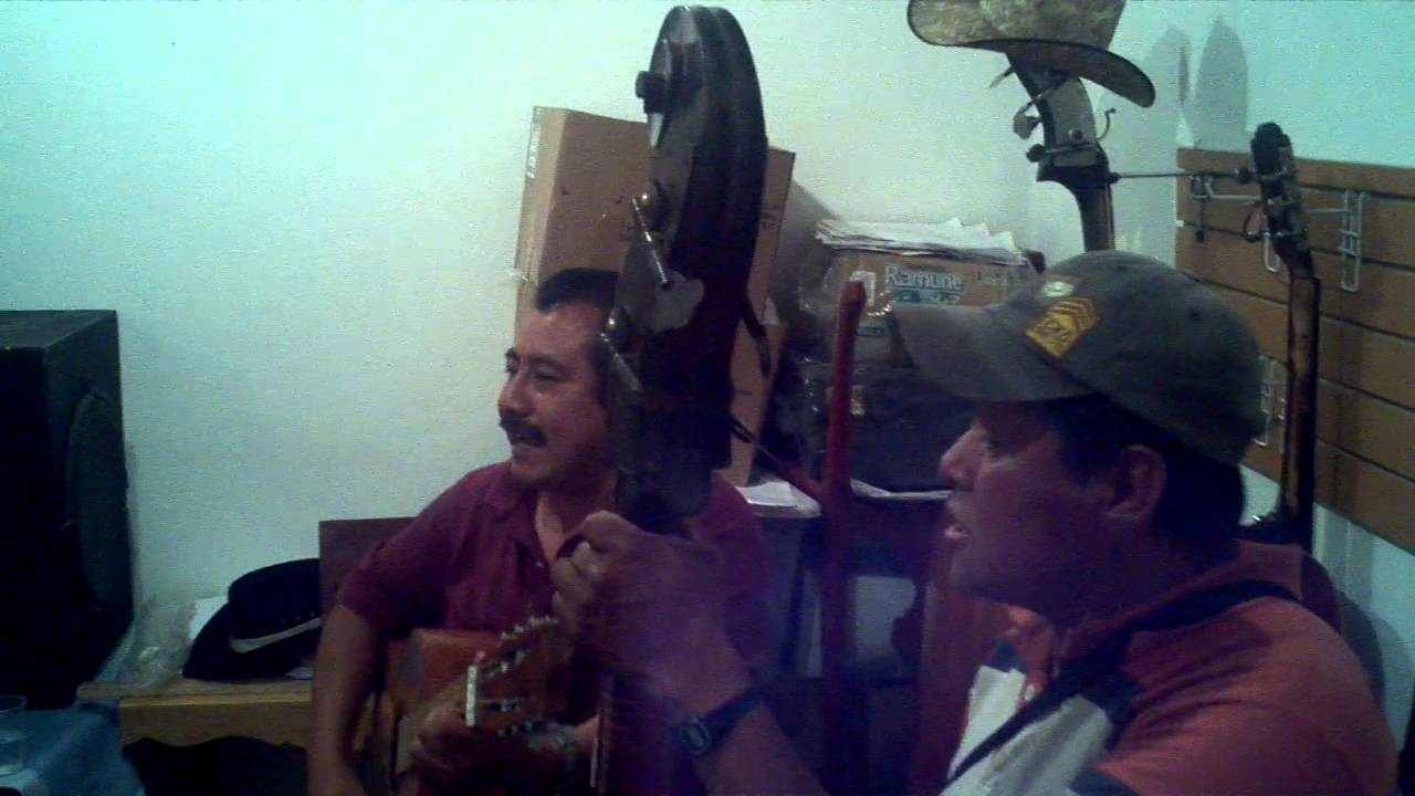 rayitos del sur con violin - YouTube