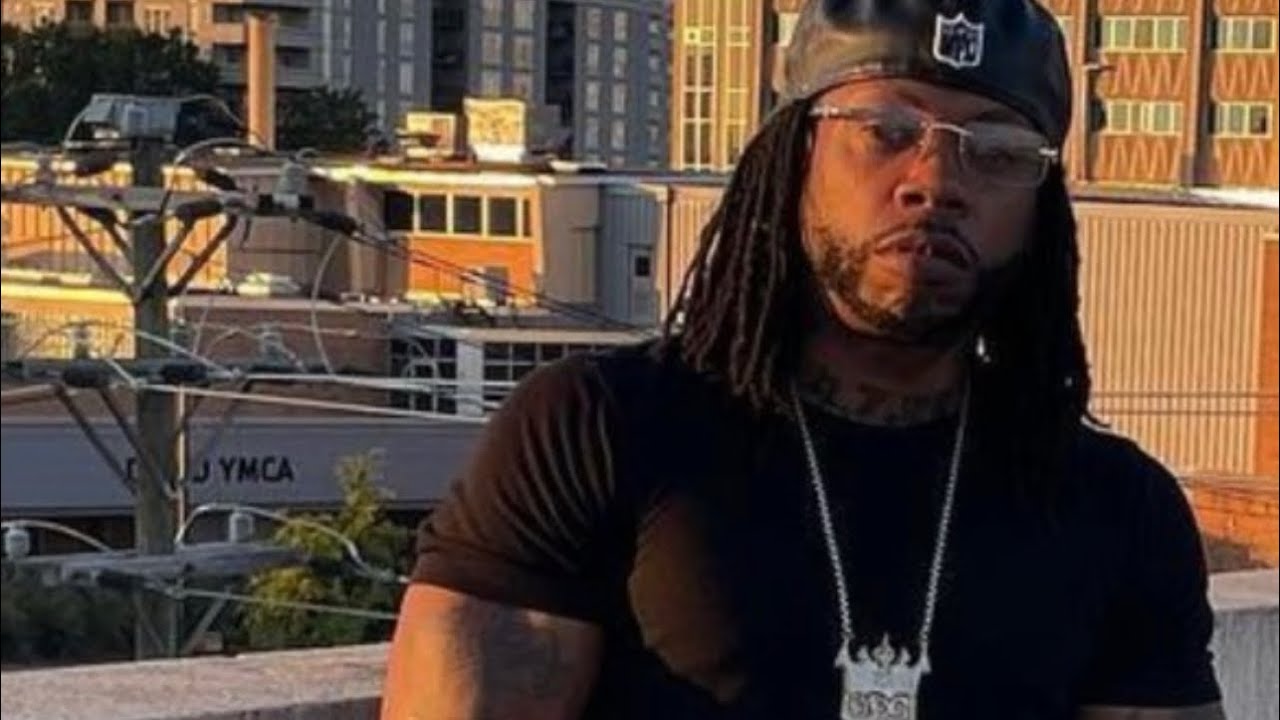 J Hood Talks 50 Years Of Hip Hop,Mixtape Era,Lox and More - YouTube