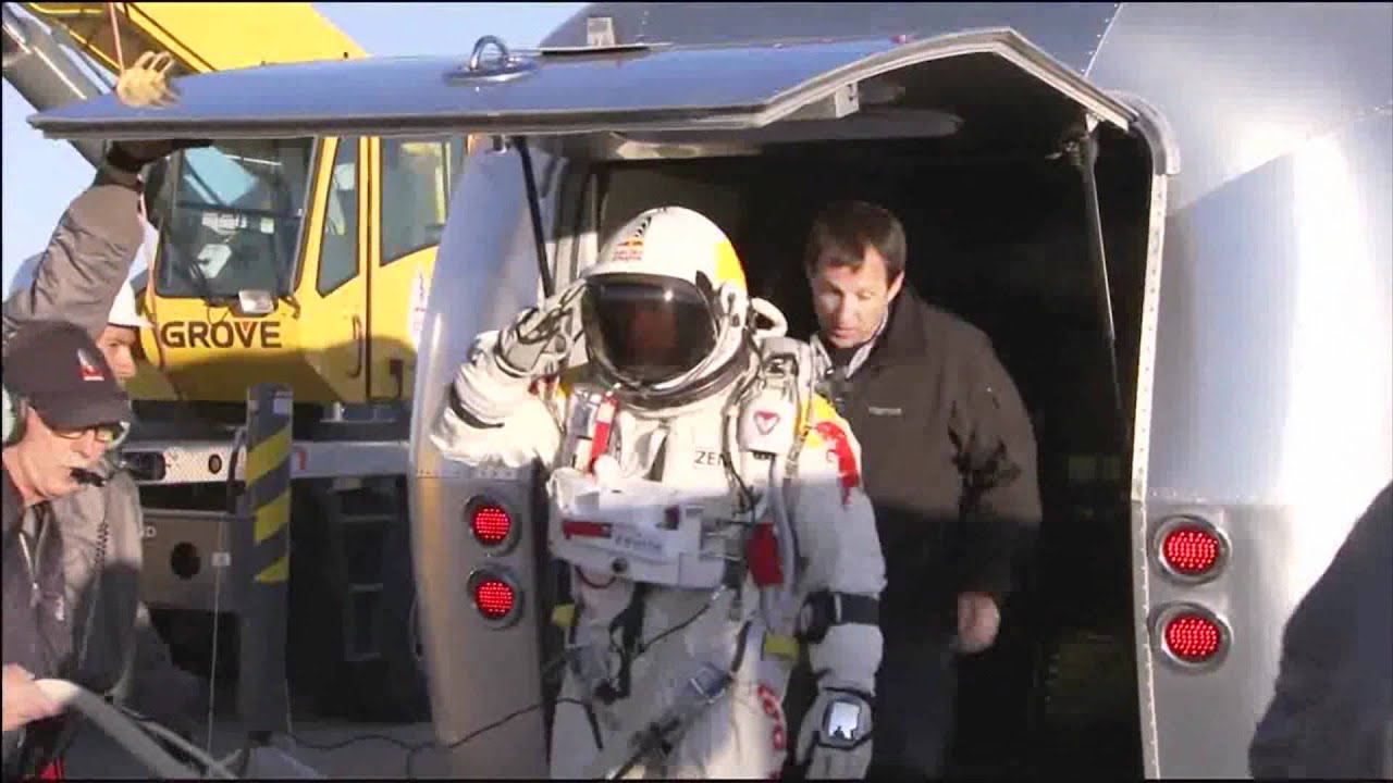 Team Stellar News - Red Bull Stratos Project - Test Jump from 71,500 ...