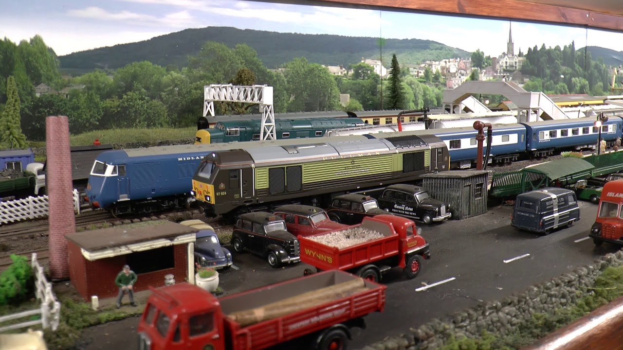 Dave`s Model Railway New Loco - YouTube