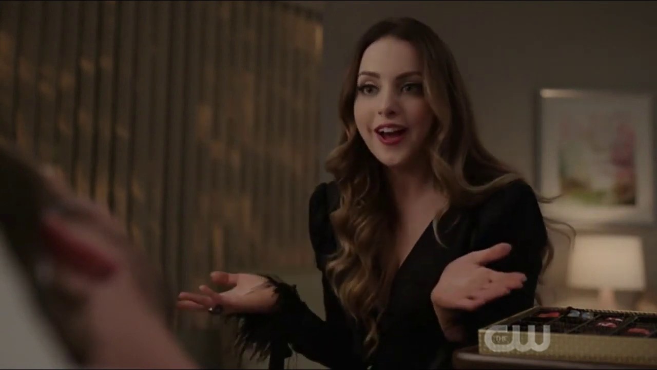 Best of 3x01 FALLON CARRINGTON [Dynasty] - YouTube