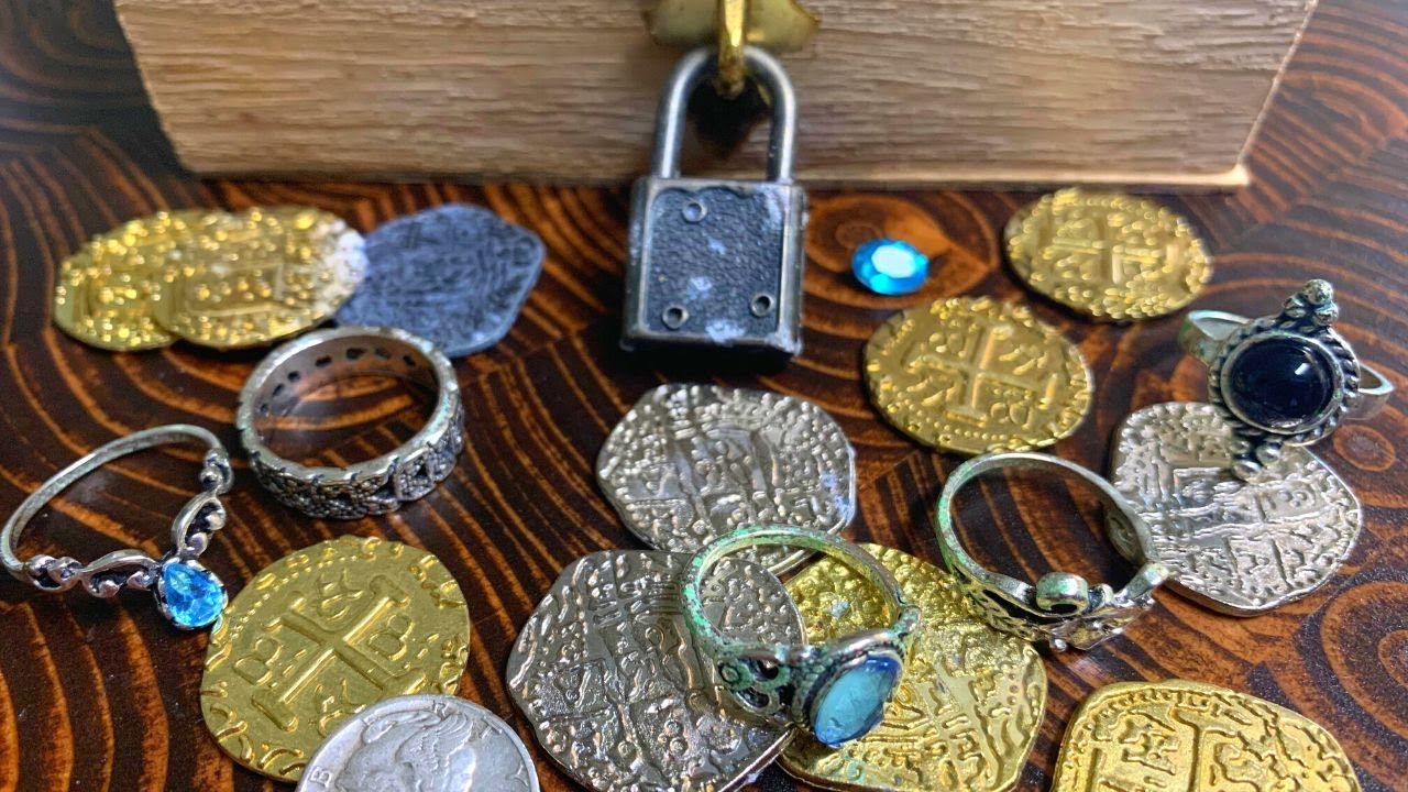 Treasure Chest Found on a Florida Beach! - YouTube