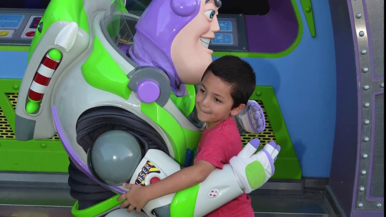 Toy Story Buzz Lightyear Meet and Greet At Disney's Magic Kingdom - YouTube
