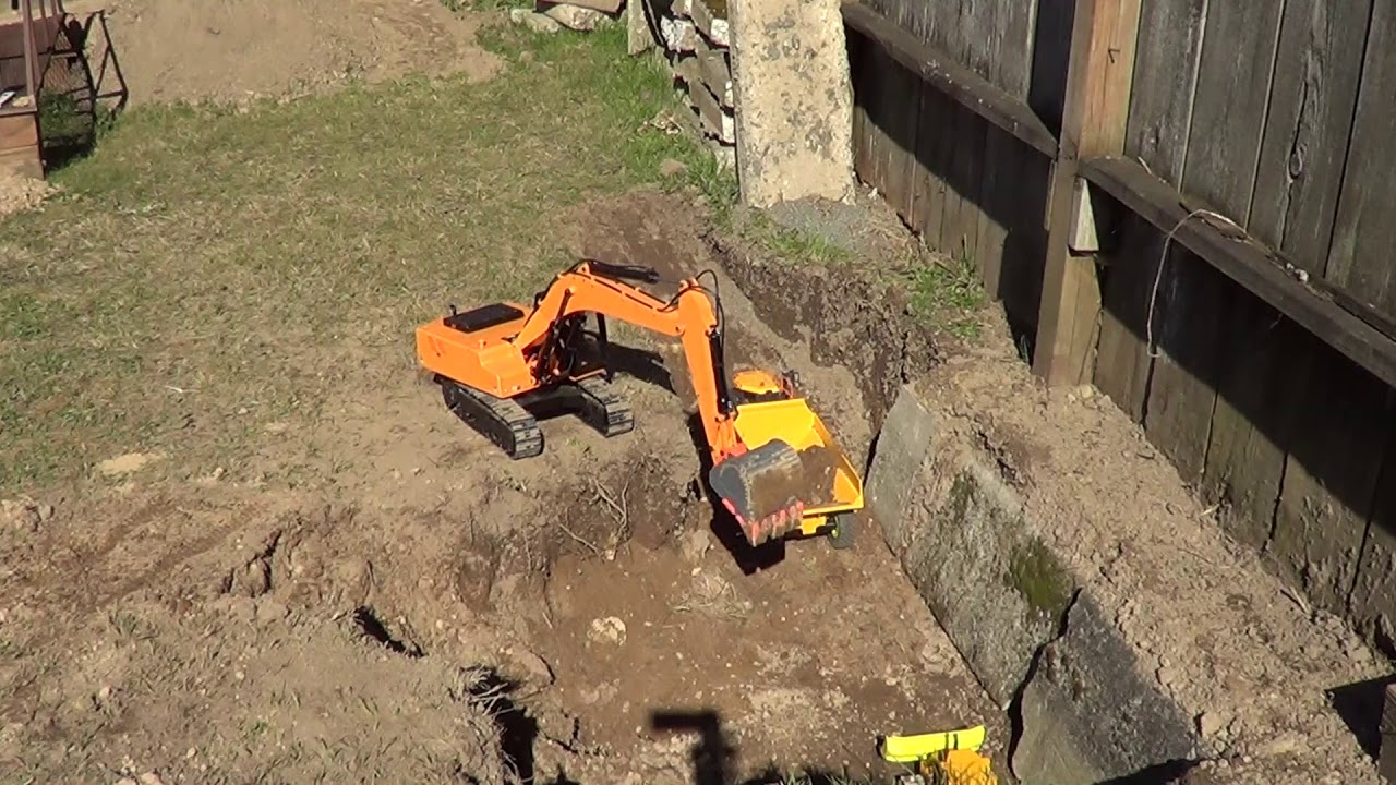 Excavating The Pit And Building The Ramp Part 2 - YouTube
