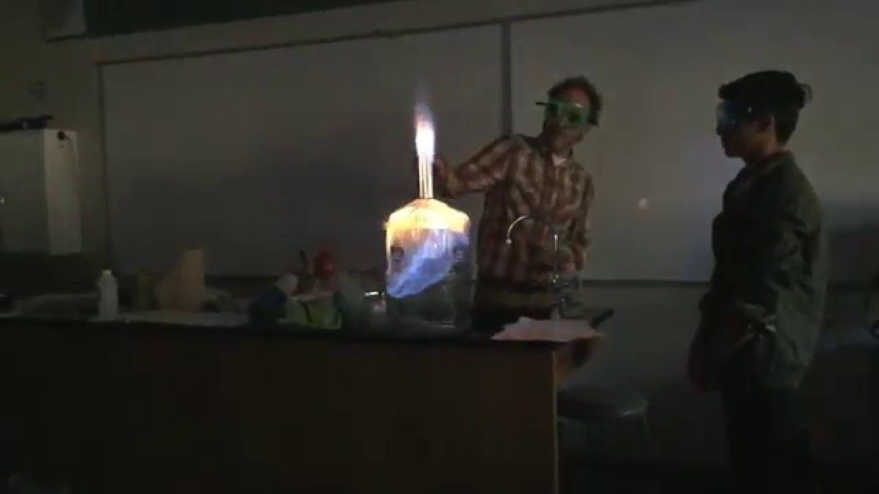 Isopropyl alcohol combustion reaction - YouTube