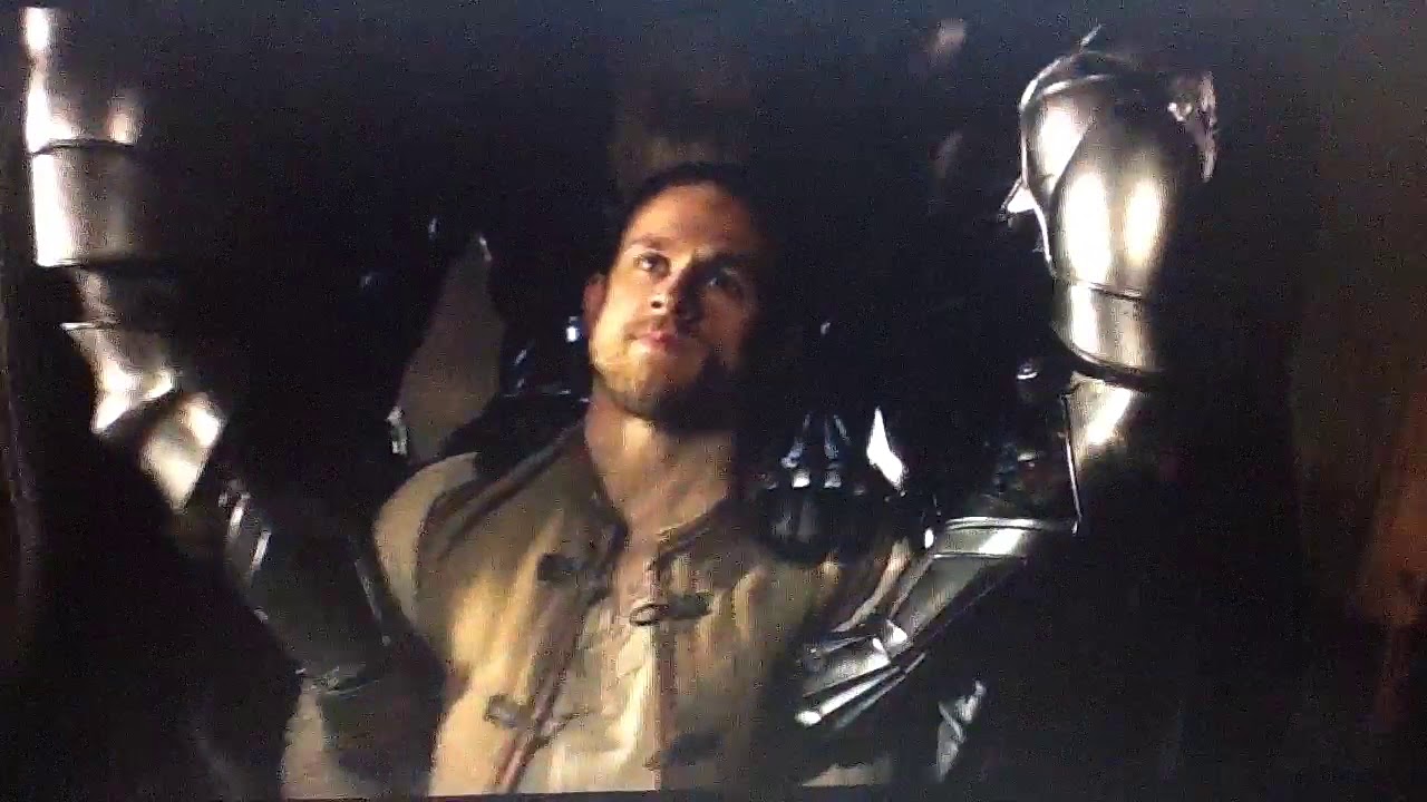 King Arthur: Legend Of The Sword - Giant Snake Scene (4K Ultra HD ...