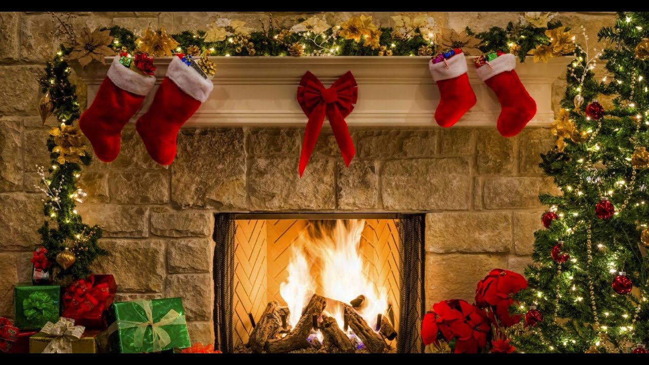 4K Holiday Fireplace Scene - 1 Hour Christmas Video Screensaver by ...