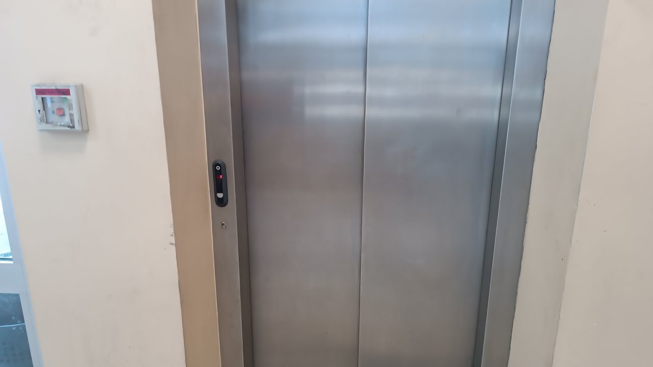 2005 Schindler Smart 001 MRL Traction Elevator in @Daugavpils Bus ...
