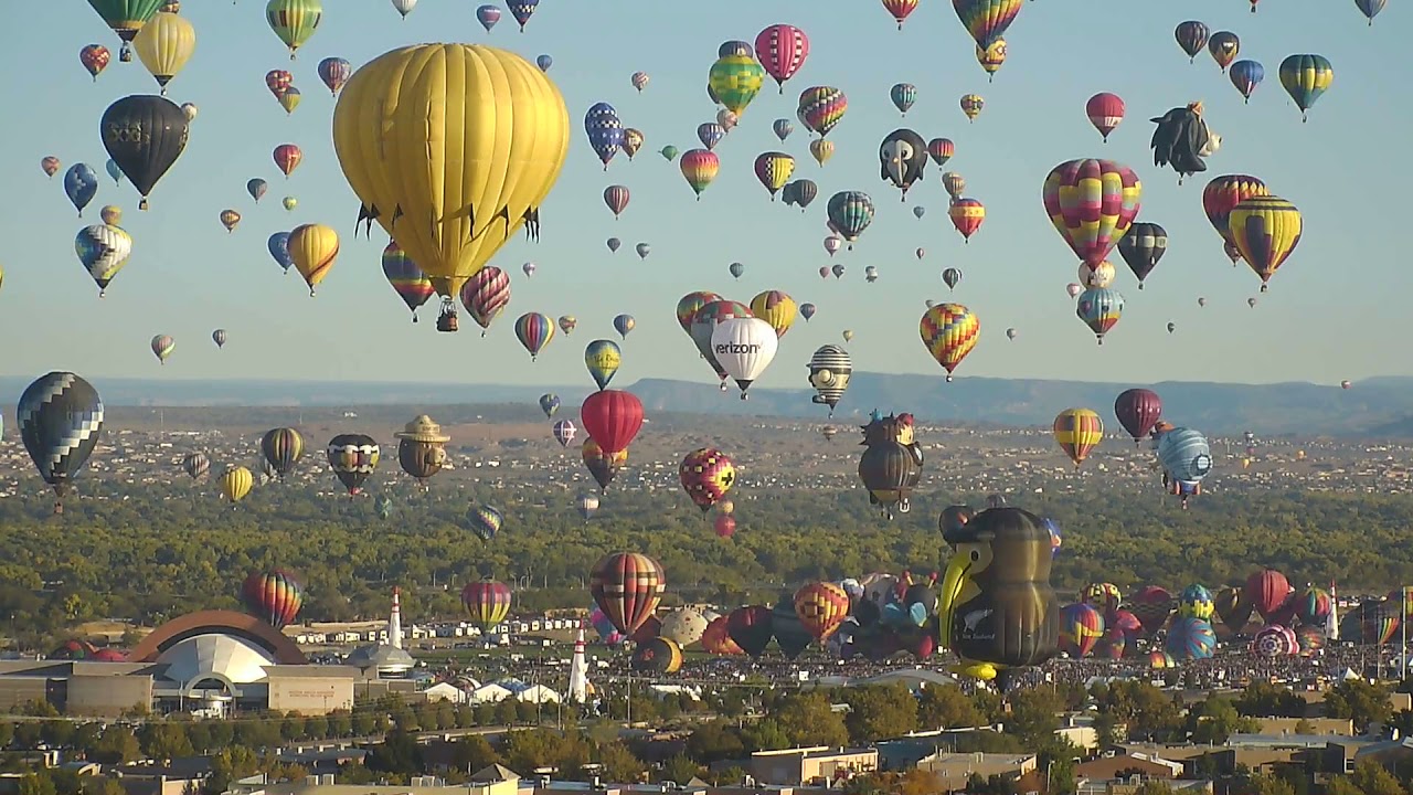 Time-lapse: Day 2 of Balloon Fiesta - YouTube