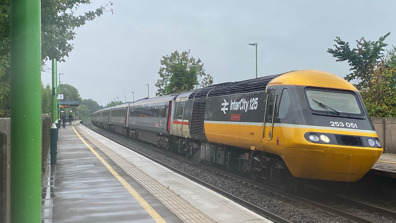Trains at Tamworth Station Friday 18th August 2023 - YouTube
