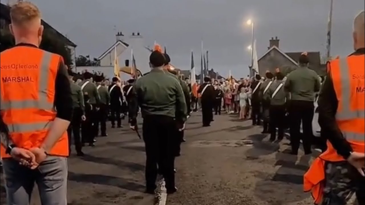 Sons of Ireland Rasharkin at own parade 2023 - YouTube