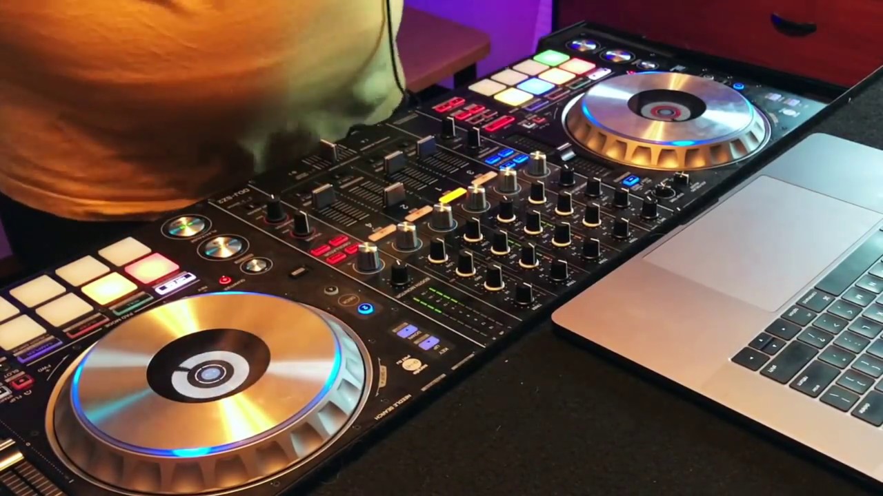 90s & 2000s Music Live DJ Mix with DIVERSE DJ Founder, Michael Liedtke ...