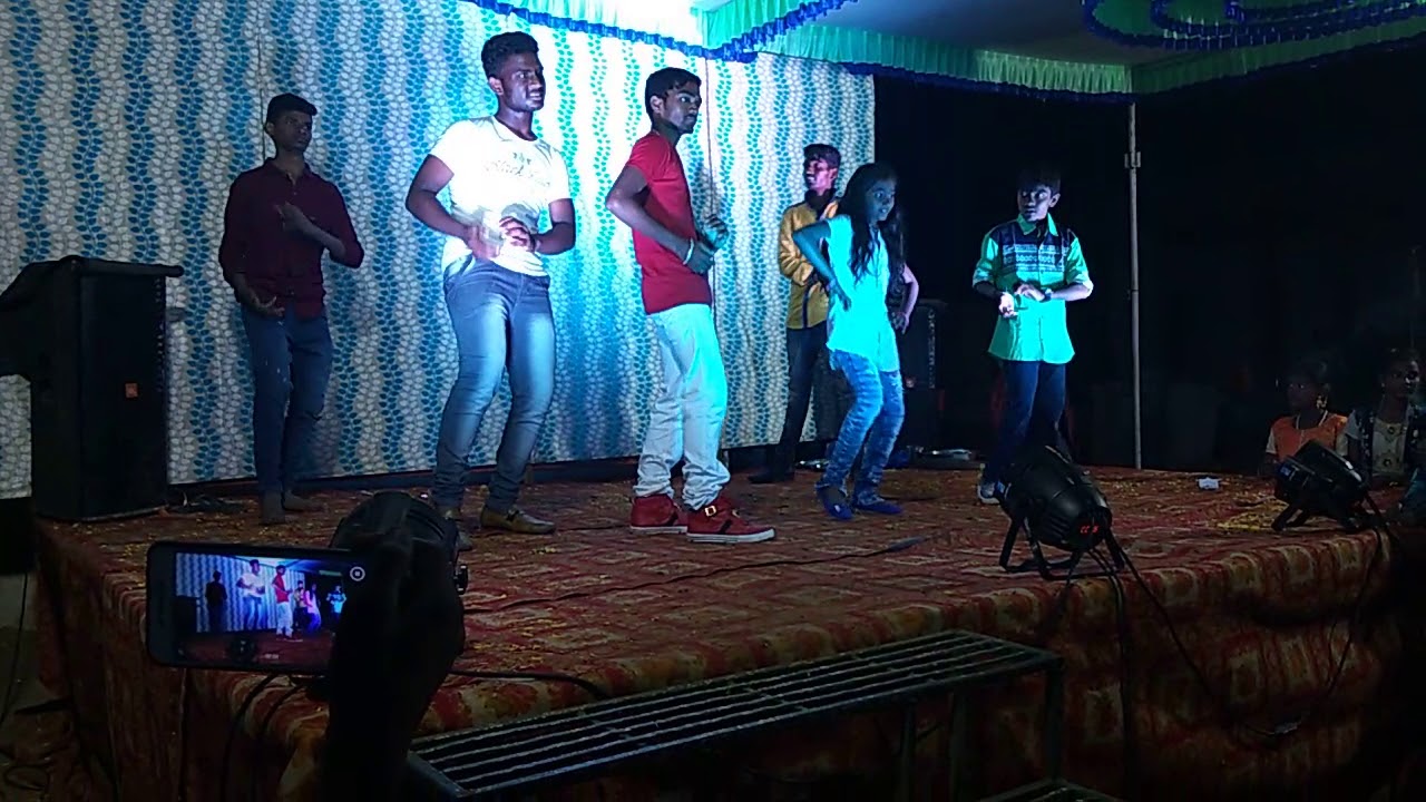 Yogi movie title song....... - YouTube