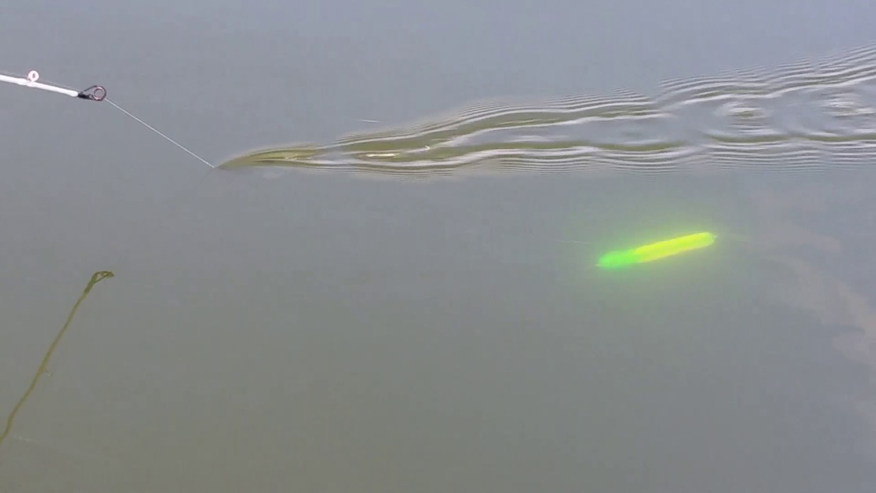 Baker musky lure 5" - YouTube