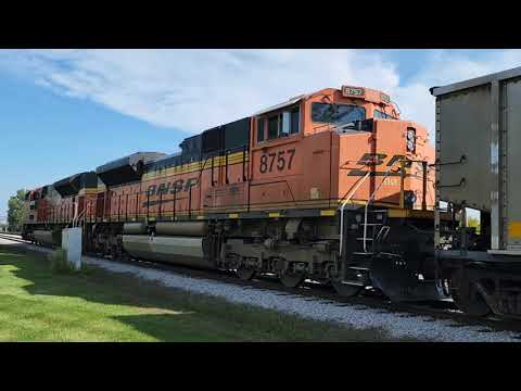 BNSF 9306 & BNSF 8757 Entering Saginaw/LSRC 9432 & LSRC 6304 Southbound After Coal Freight ...
