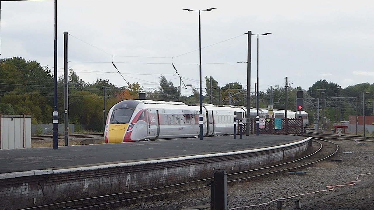 LNER Class 800 'Azuma' leaves Darlington (10/10/19) - YouTube