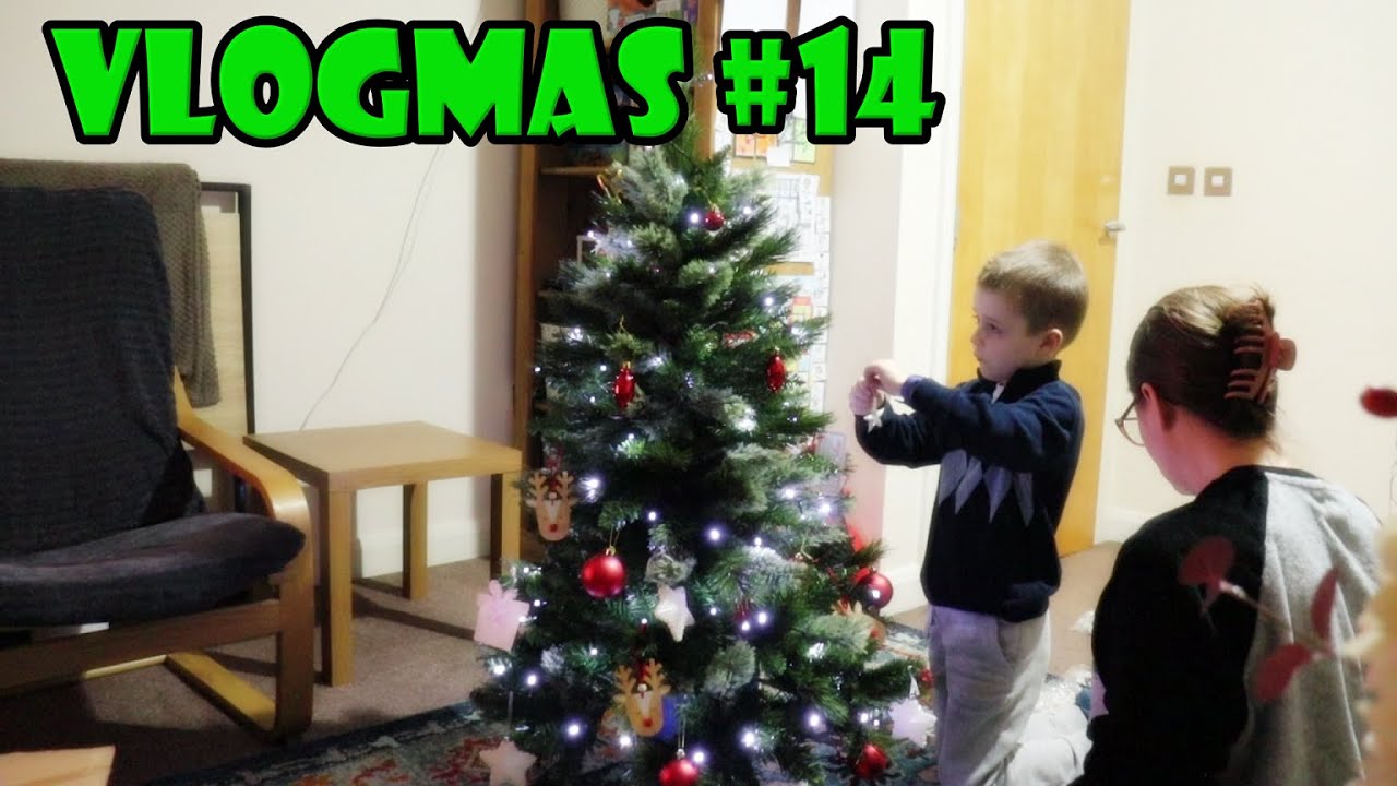 Vlogmas #14 2023 - Ubieramy choinkę... - YouTube