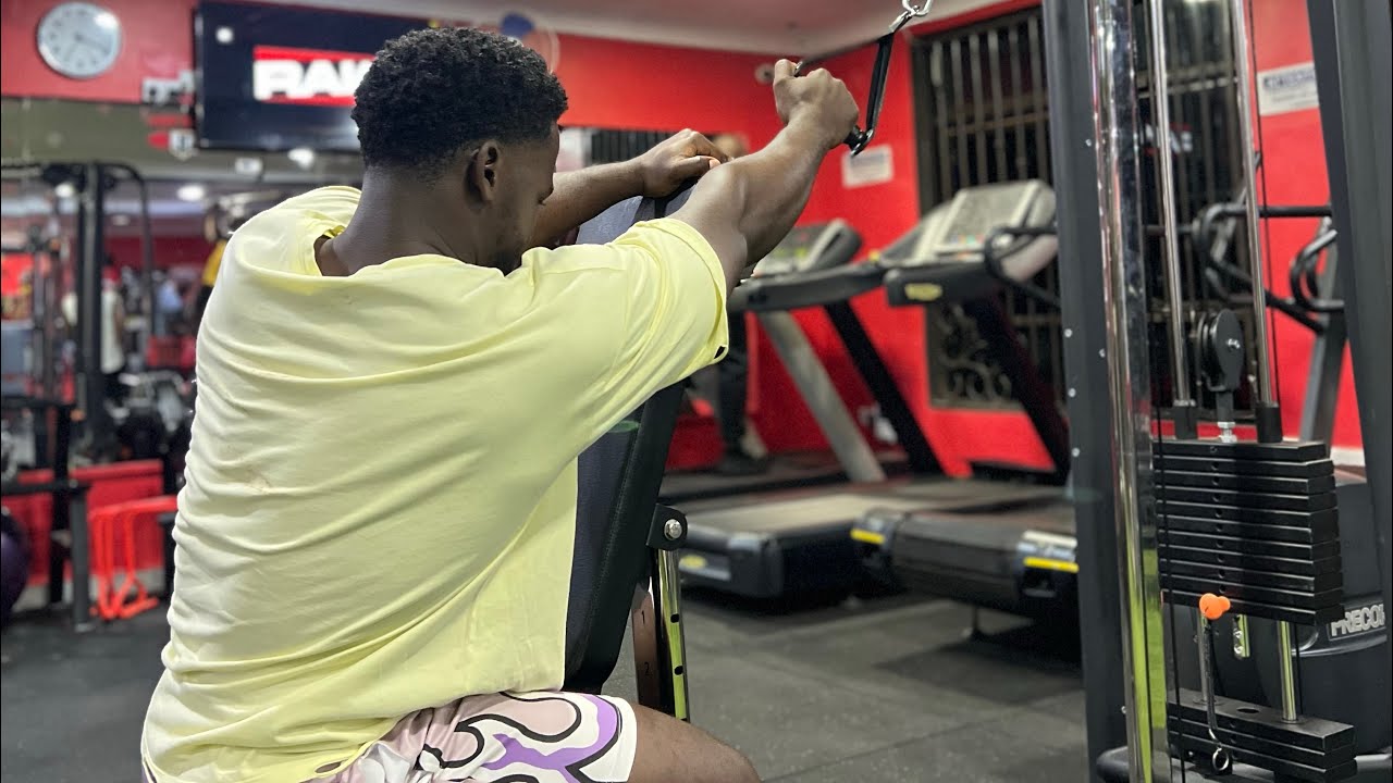 UNLOCK YOUR V TAPPER | SOLID BACK WORKOUT - YouTube