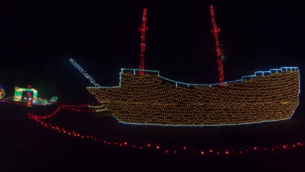 Kicking Off the Holiday Season at Santa's Ranch - YouTube