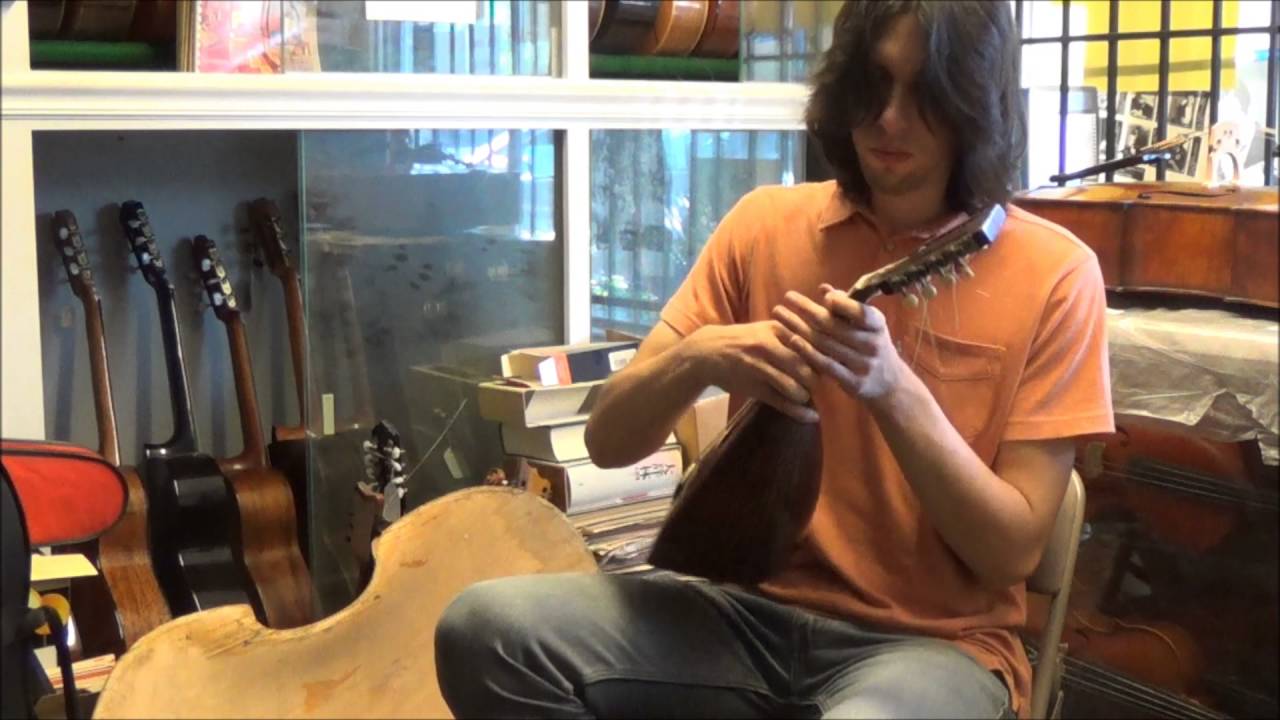 Carl C. Anderson Mandolin Hayden Bargas plays Costumi Siciliani - YouTube