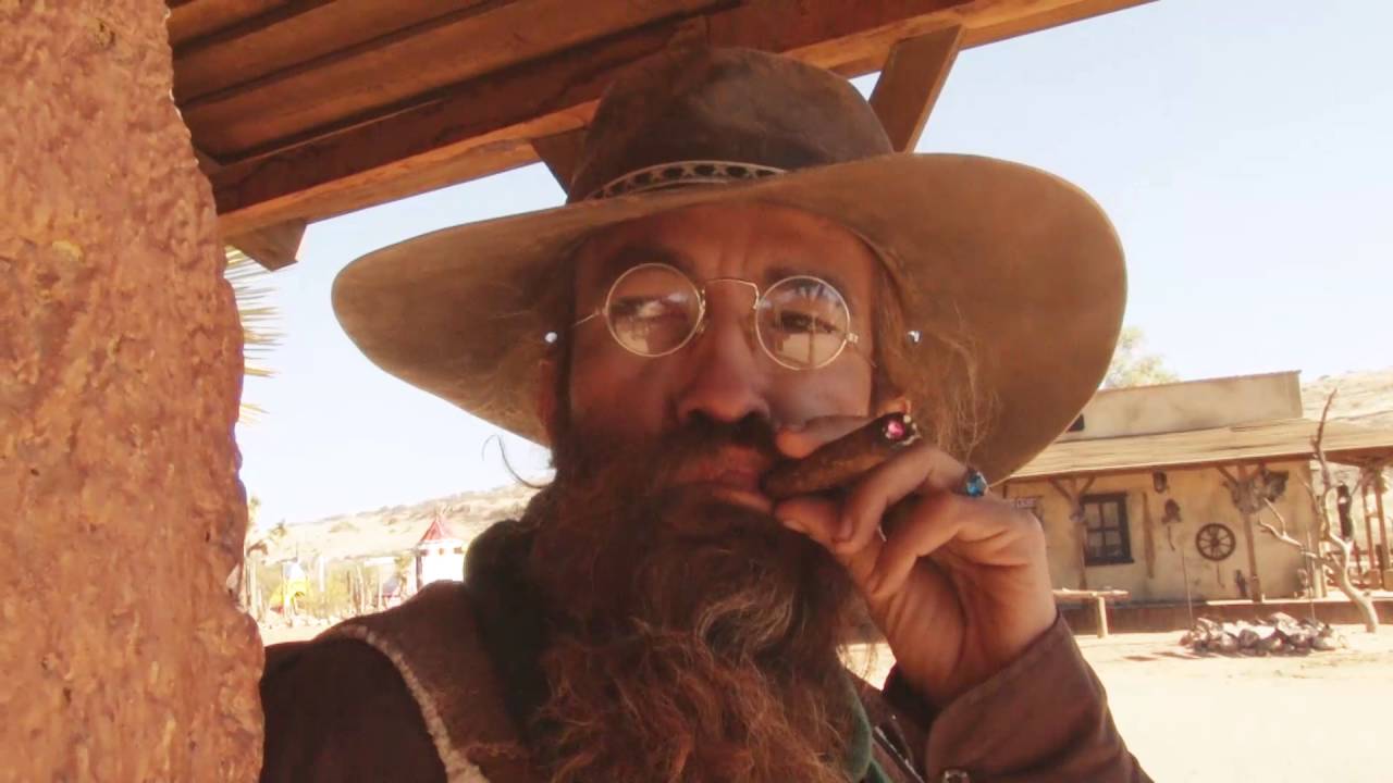 Mario Almada Clothing Co Spot Llegada al Pueblo - YouTube