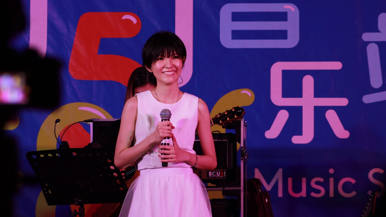 一百种孤独的理由 - 郭美美 Jocie Kok [4K] - YouTube