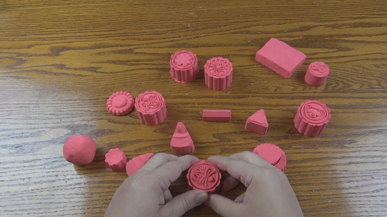 Learn Colors With Kinetic Sand Play Doh Mad Mattr - YouTube