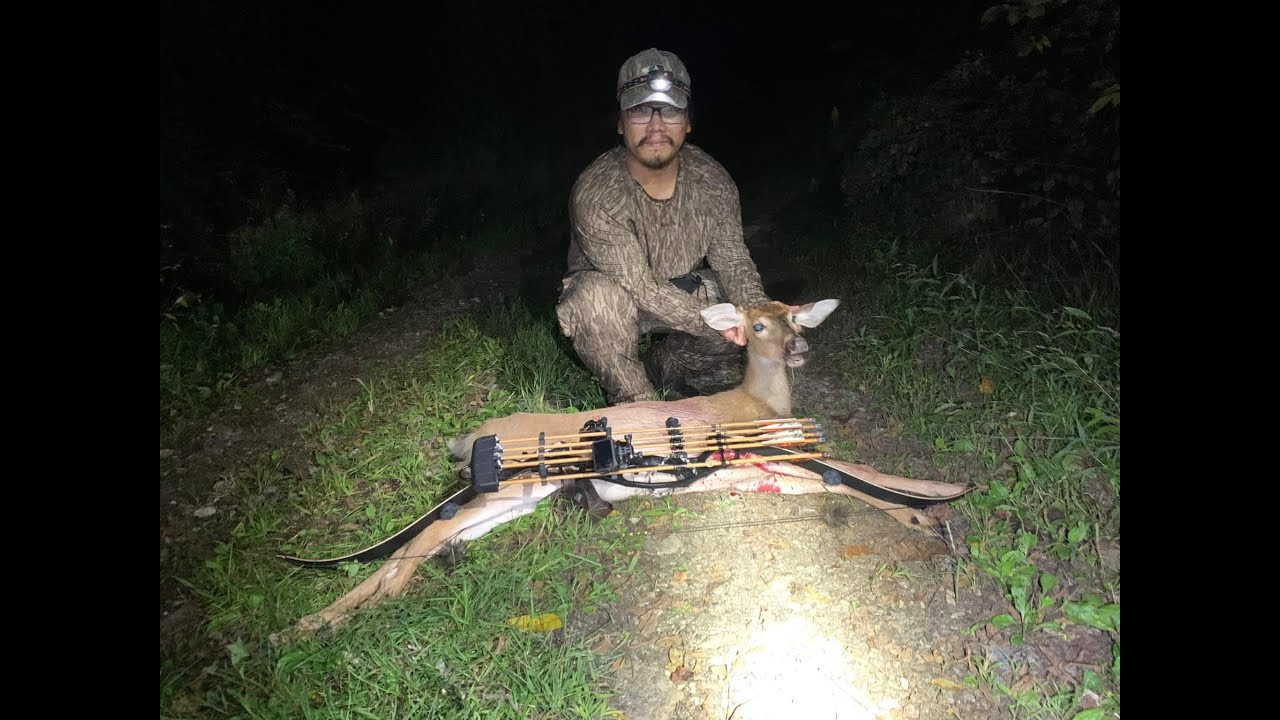 2022-23 First Doe with my Recurve self filmed - YouTube