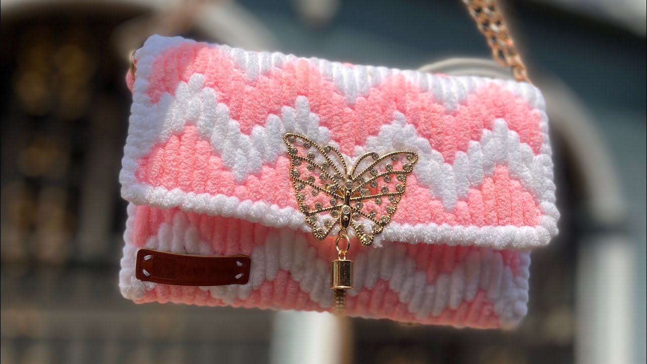 How to make a horizontal zigzag bag with plastic canvas/EsthonCrochet ...
