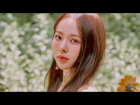 LOONA - \