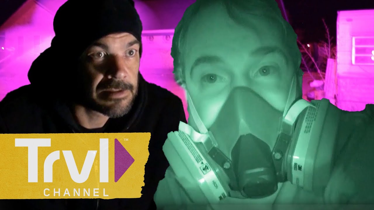 Jay Hears UNEXPLAINED Growl in Haunted Crawl Space | Ghost Adventures ...