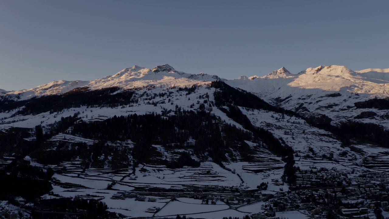 Erster Drohnen Flug in Avrona - YouTube