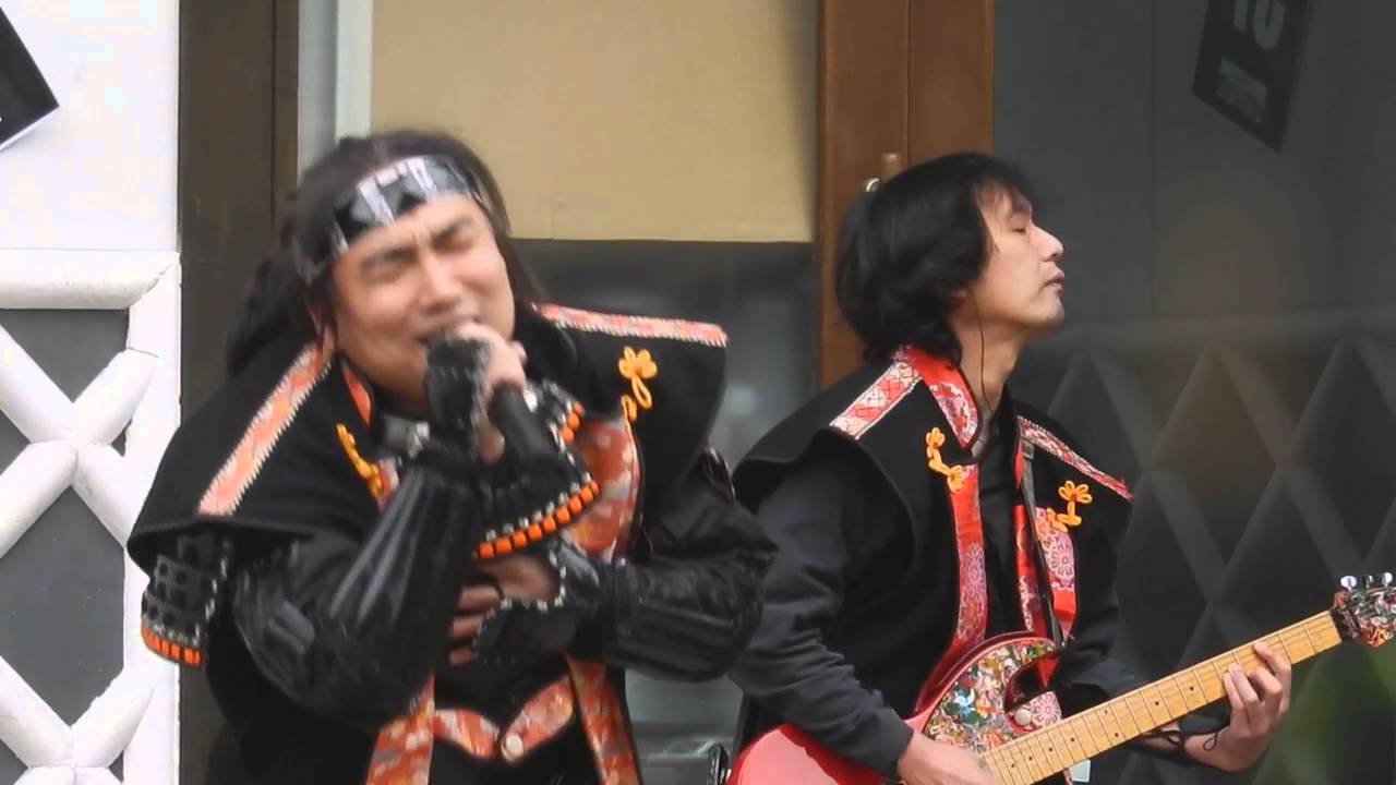 Myst - The Japanese Samurai Band - YouTube