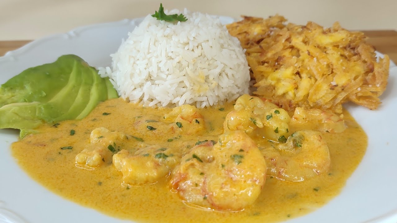 Encocado de camarones colombiano - YouTube