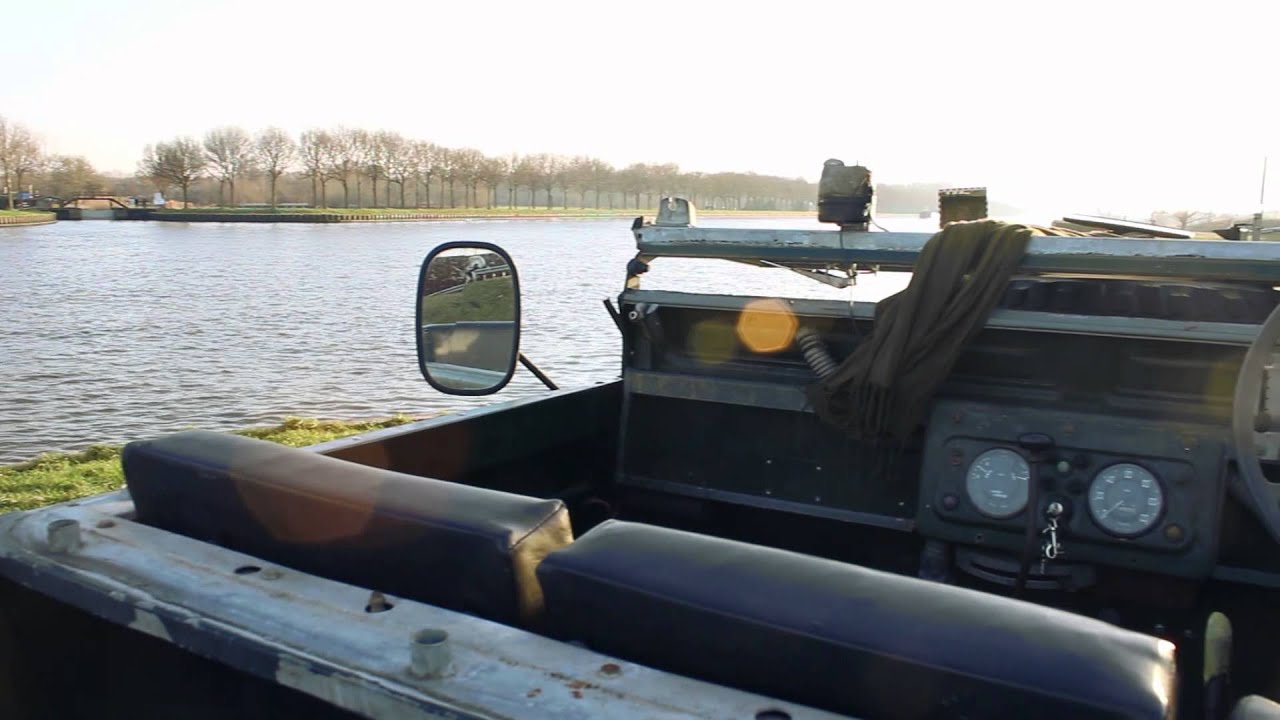 Land Rover 1966 "LaRo" - YouTube