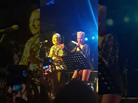 Ümit Besen & Pamela - Seni Unutmaya Ömrüm Yeter mi? (Alaçatı 2021 - Ağustos)